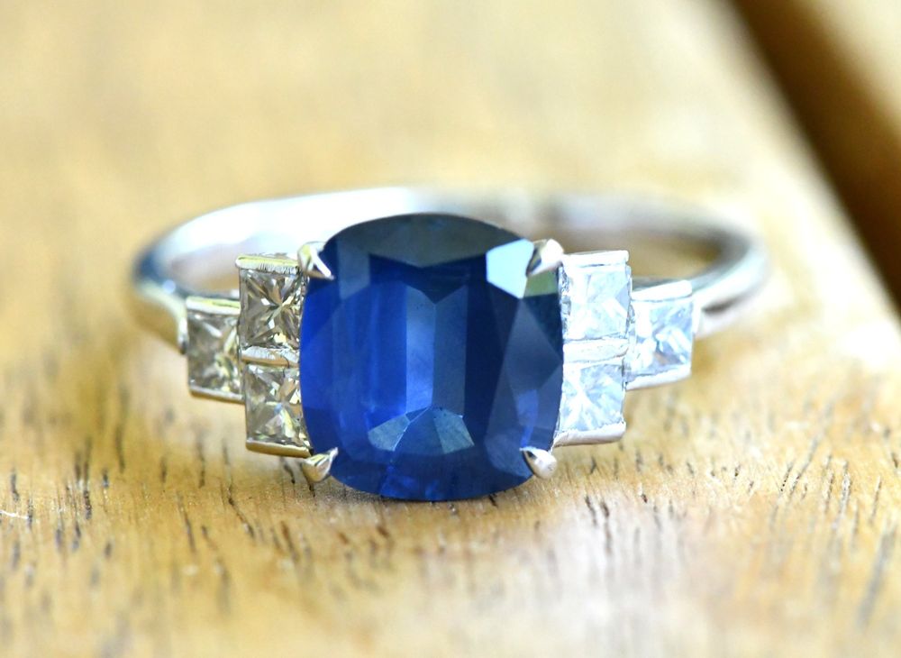 Magnifique Bague en Saphir Blue Royal env. 3 carats et Diam. (D ...