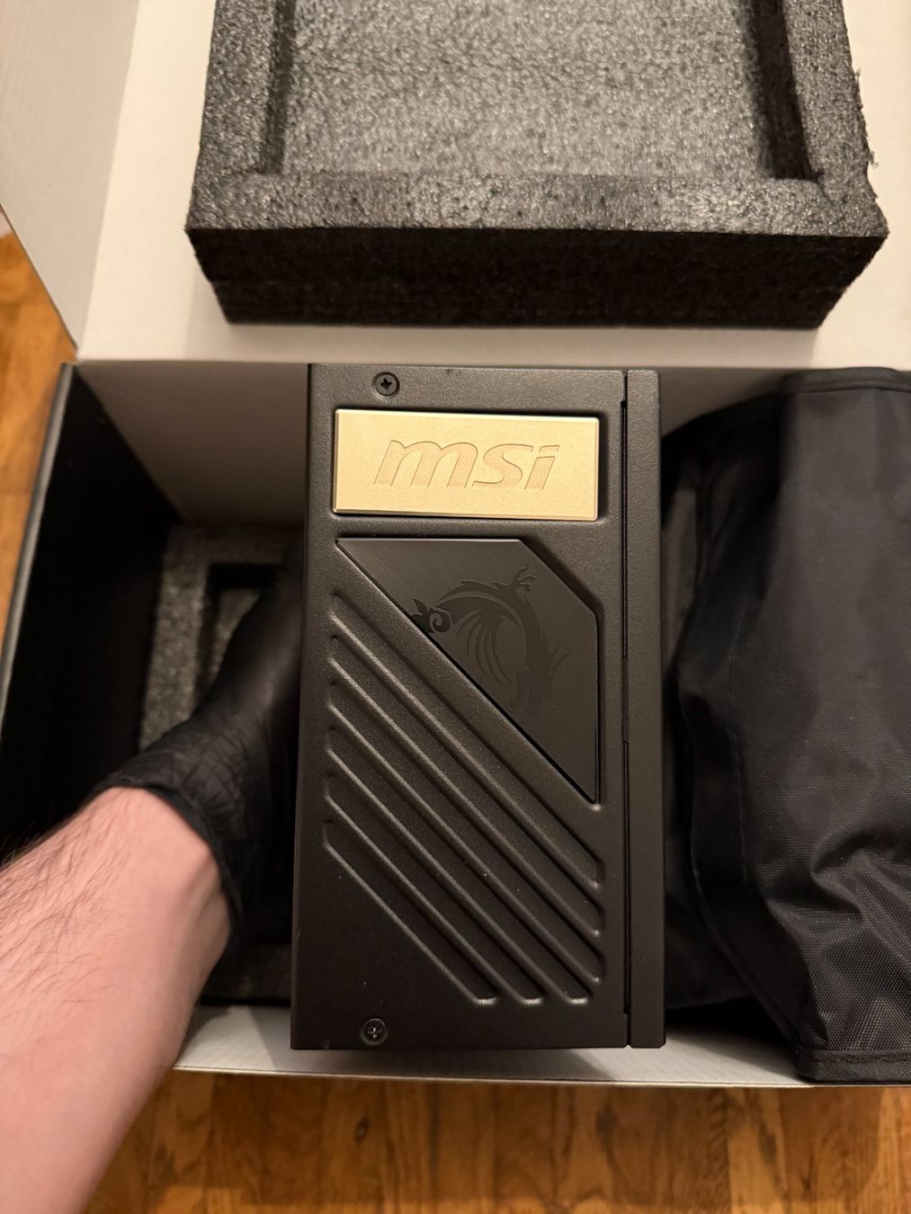 MSI MEG Ai1300P PCIE5 1.300 Watt Netzteil ab 1.00CHF (Gebraucht) in ...