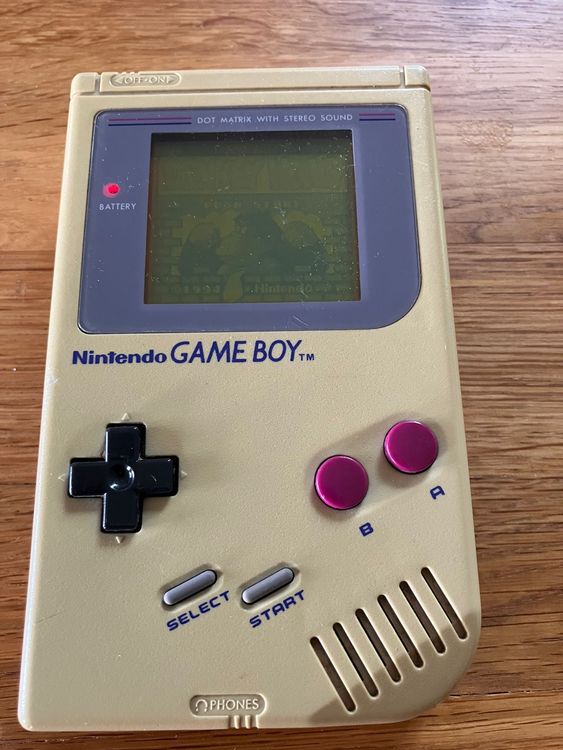 Game Boy mit 16 Spielen (Gebraucht) in Oftringen für CHF 199 – mit ...