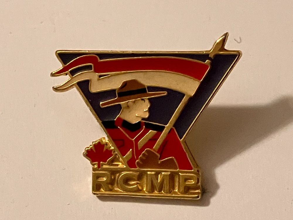 1 Pin RCMP Royal Canadian Mounted Police (Gebraucht) in Basel für CHF 1 ...