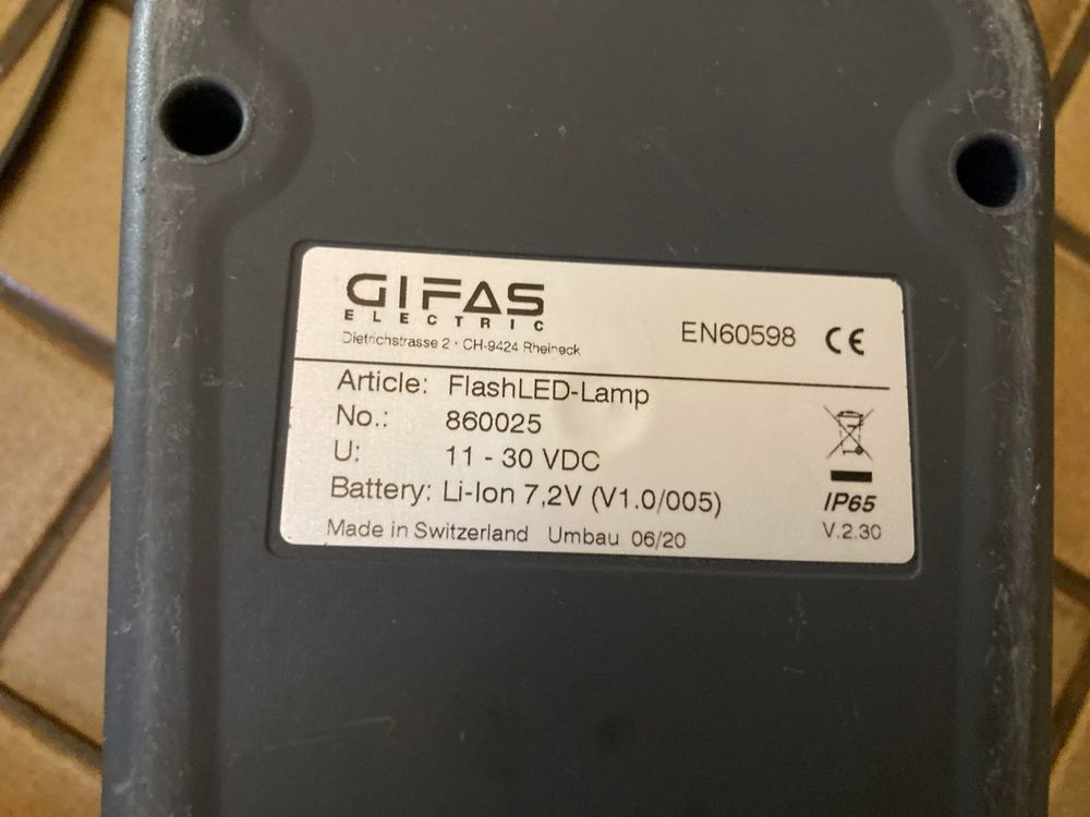 Lampe Gifas electric FlashLED mit Ladestation | Kaufen auf Ricardo