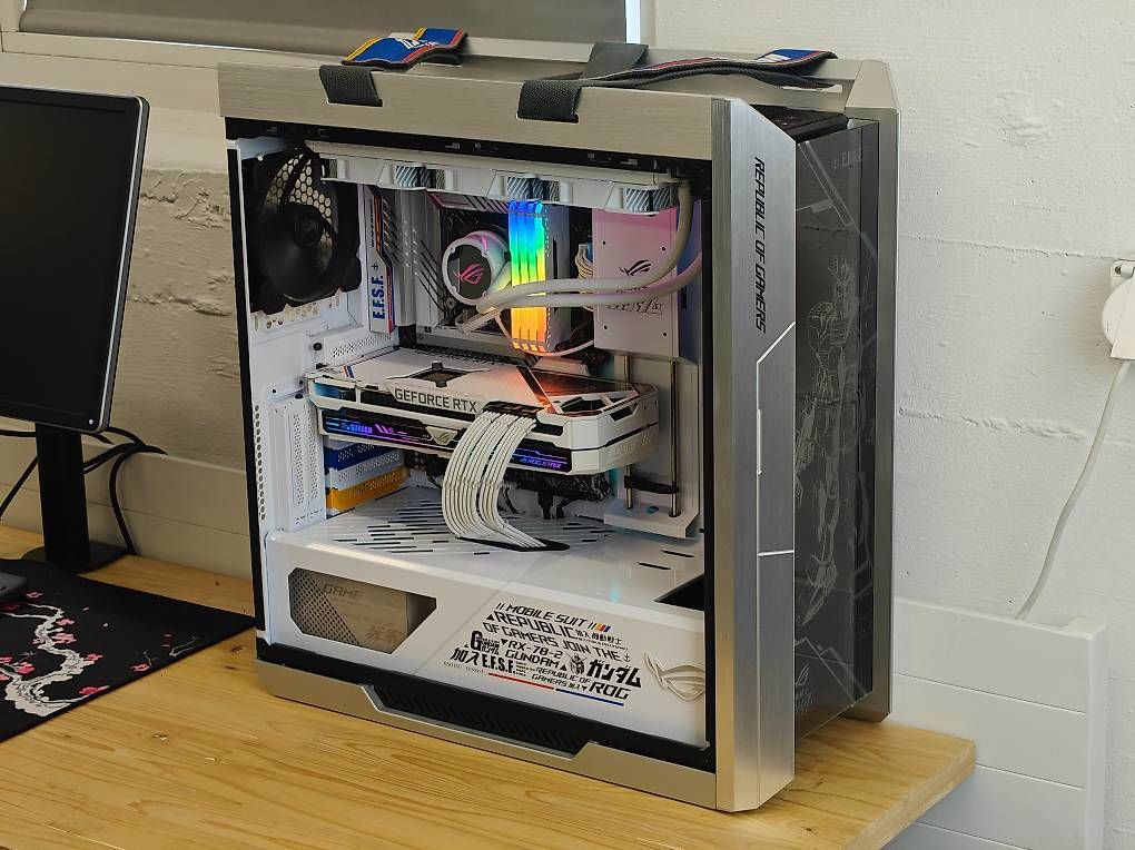 Gaming PC (i7-10700K + 32GB + RTX 3090) KI Workstation (Gebraucht) in ...
