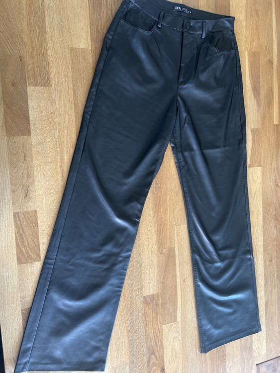 Zara Lederhose (Gebraucht) in Adliswil für CHF 18 – mit Lieferung auf Ricardo kaufen
