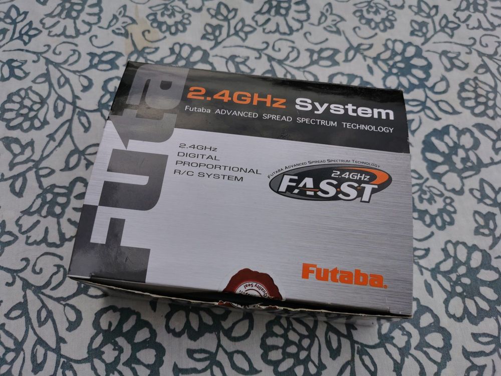 Futaba 2.4 GHz Modul inkl. 2x 2.4 GHz Fasst Empfänger (Gebraucht) in ...
