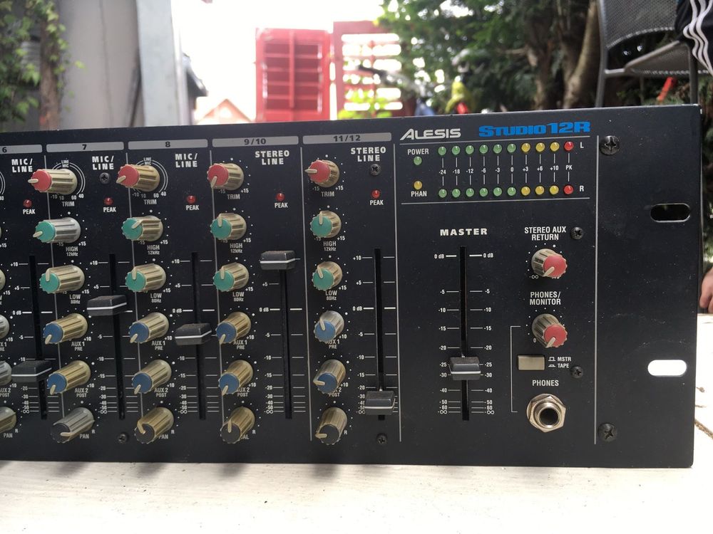 Alesis Studio 12R Mixer (Gebraucht) in Schönenwerd für CHF 79 – mit ...