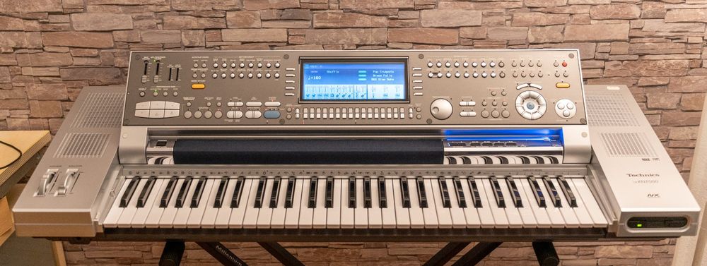Keyboard Technics SX-KN 7000 Neu (Gebraucht) in Zürich für CHF 575 ...
