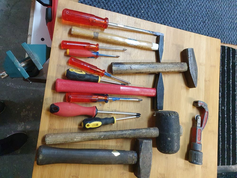 Hammer Werkzeuge (Gebraucht) in Geroldswil für CHF 11 – nur Abholung ...