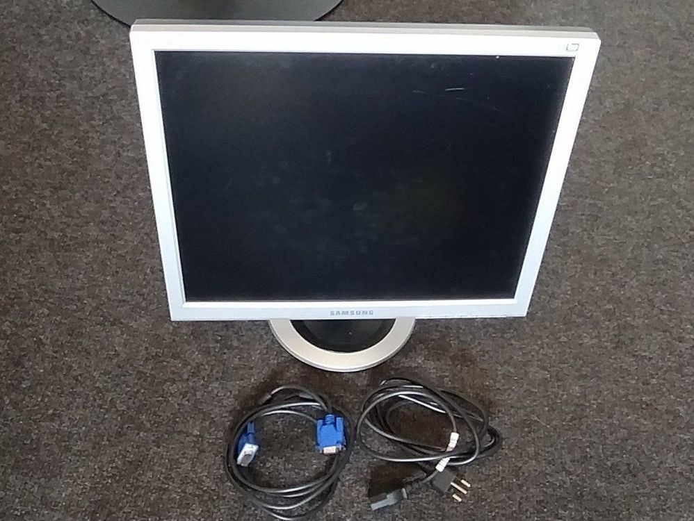 Samsung SyncMaster 912T 19" LCD Monitor (Gebraucht) in Frauenfeld für ...