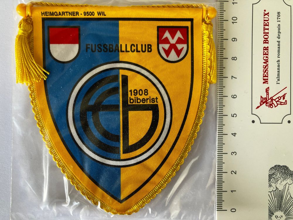 Vintage Fanion/Wimpel FC BIBERIST 1908 (Neu und originalverpackt) in Gland für CHF 11 – mit ...
