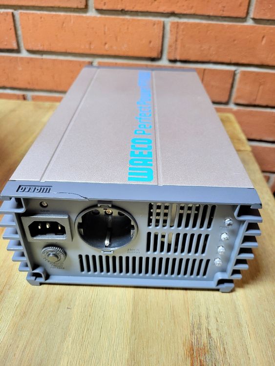 Wechselrichter 12V auf 230V 1000 Watt Waeco PP1002 (Gebraucht) in ...
