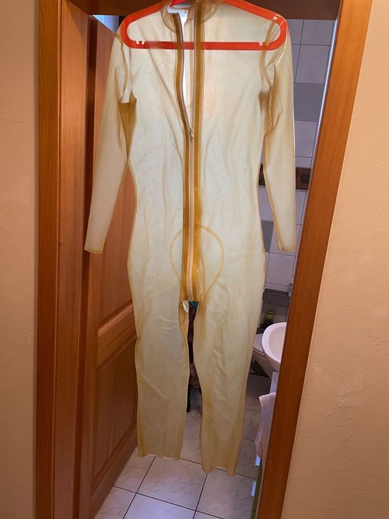 Combinaison en latex transparent (Gebraucht) in Servion für CHF 70 ...