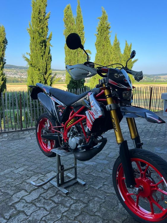 Valeni Racing N50 Nacked | Kaufen auf Ricardo