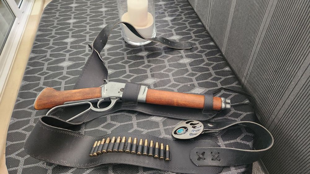 Winchester, Josh Randall USA 1892 Vieilli (Gebraucht) in Meyrin für CHF ...