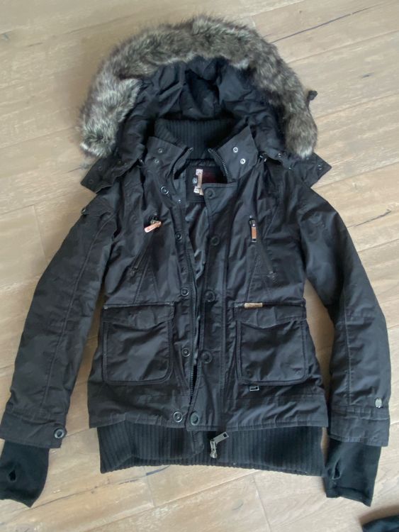 Winterjacke Warme Jacke von Khujo M mit vielen Details (Gebraucht) in pratteln für CHF 35 – mit ...
