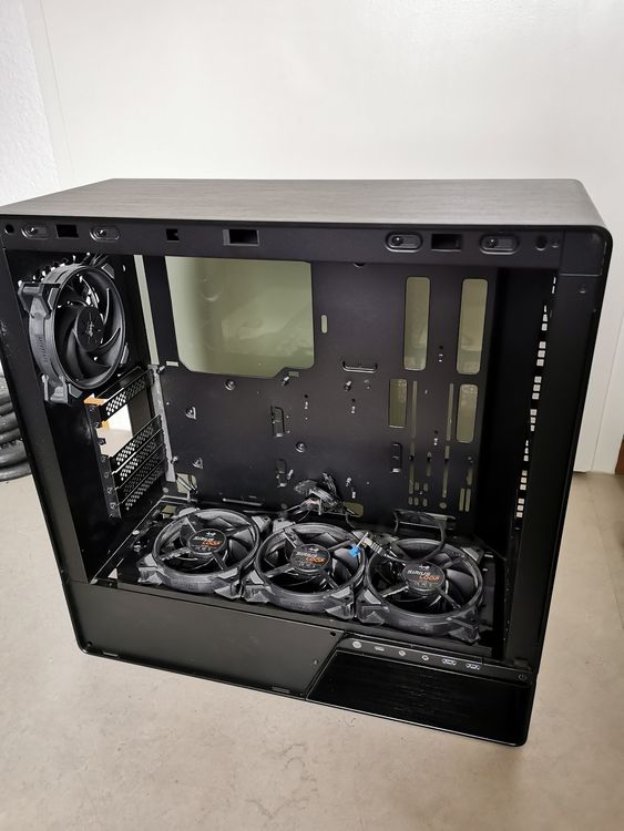 Case Chassis Medion Erazer Enforcer X15 (Gebraucht) in Bäch SZ für CHF ...