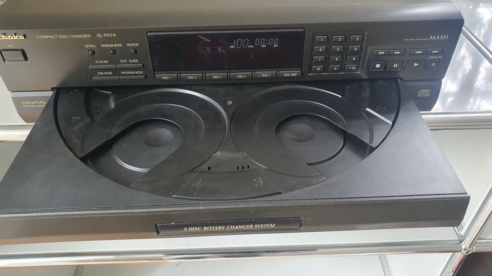 Technics Compact Disk Changer SL-PD7A, fasst 5 CDs | Kaufen auf Ricardo