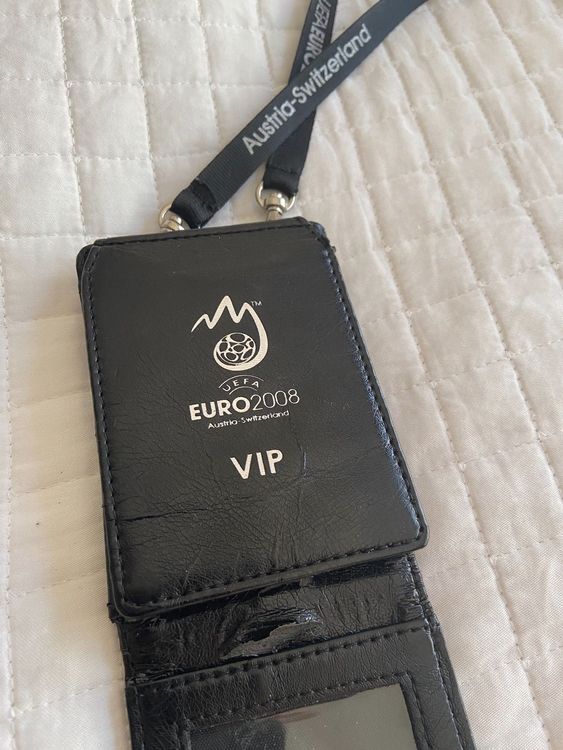 VIP Accessoire Euro 2008 (Gebraucht) in Zürich für CHF 20 – mit ...