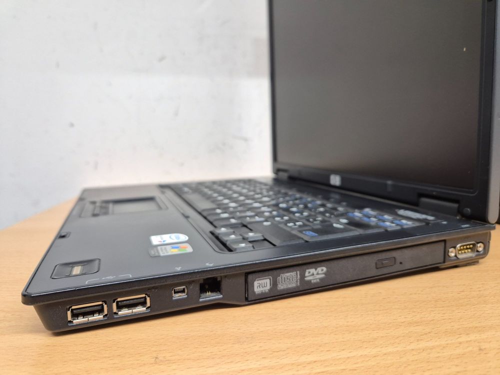 HP NC6320 Notebook mit Netzteil 90 Watt und Dockingstation (Defekt) in ...