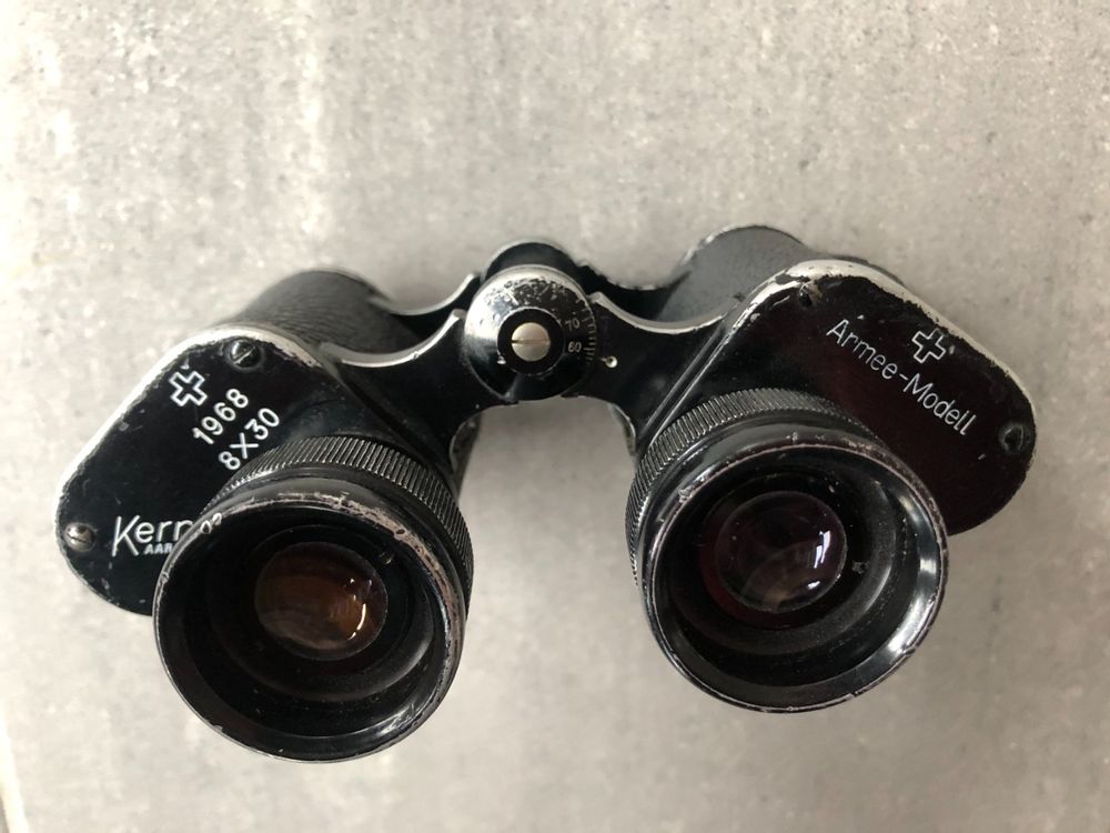 Feldstecher Kern Aarau 8 x 30 (Gebraucht) in Schluein für CHF 45 – mit Lieferung auf Ricardo kaufen