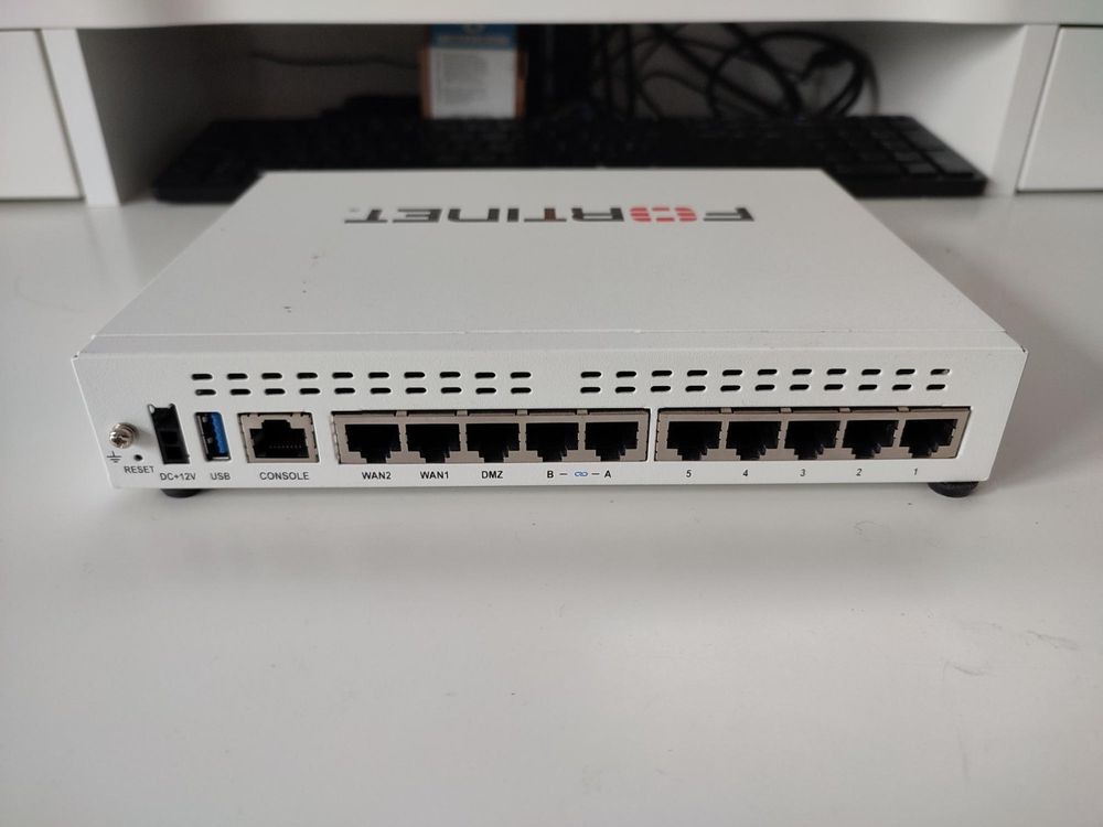 Fortinet Fortigate 60F inkl. 19 Zoll Panel (Gebraucht) in Trasadingen ...