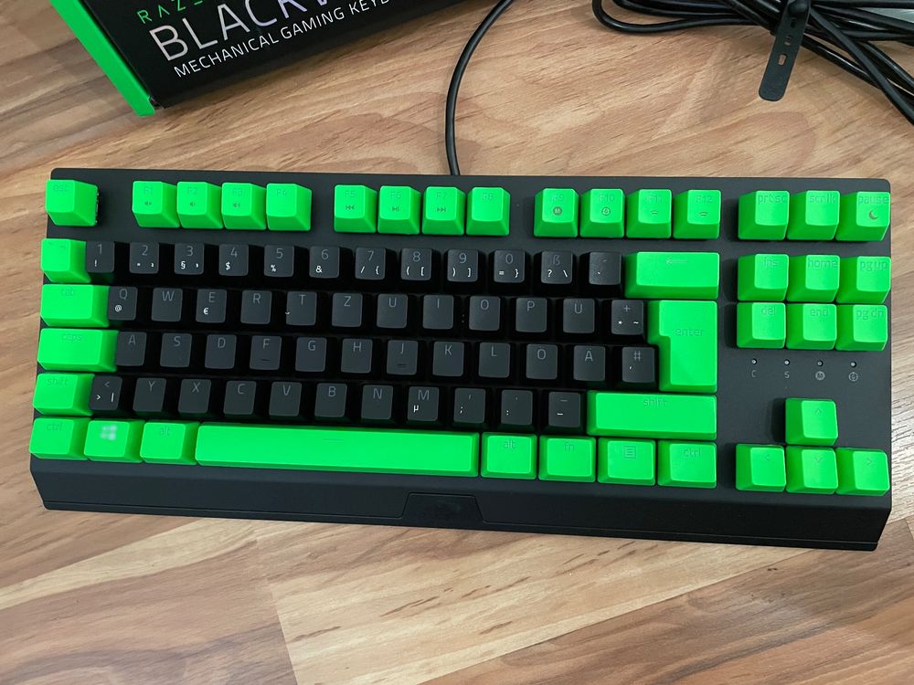 Razer Blackwidow V3 TKL + Green Keycaps (Neu (gemäss Beschreibung)) in ...