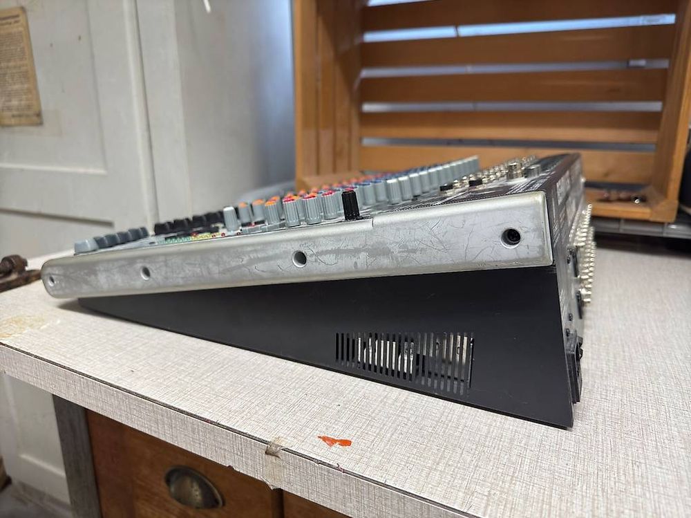 Behringer Xenyx X2442USB Mixer (Gebraucht) in Biel/Bienne für CHF 140 ...