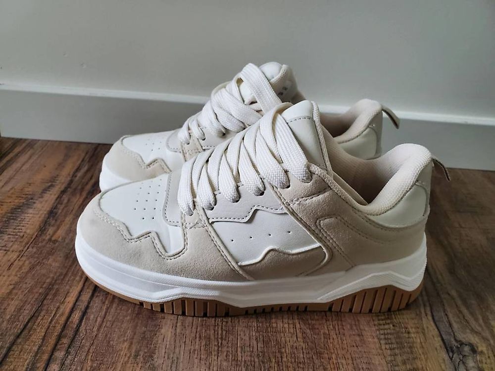 Basket NEUVE (D'occasion) à Bernex pour CHF 14 – avec livraison ...