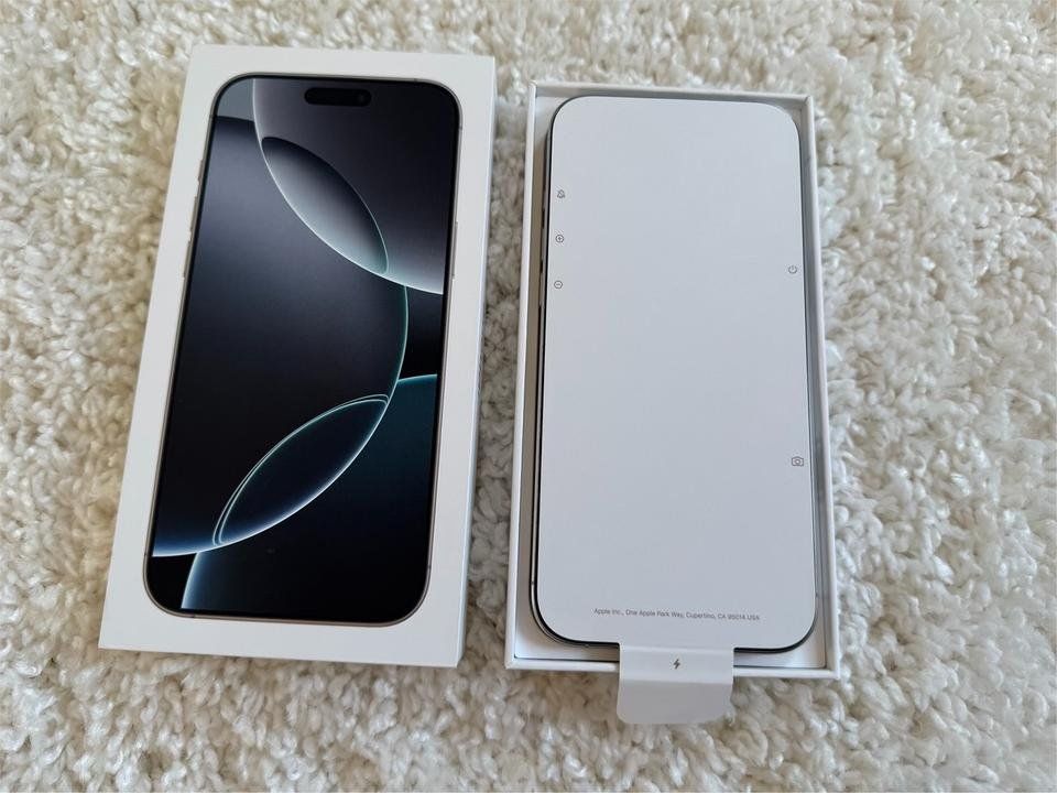 Apple iPhone 16 Pro Max 256GB Titan Weiß - Apple Garantie (Gebraucht ...