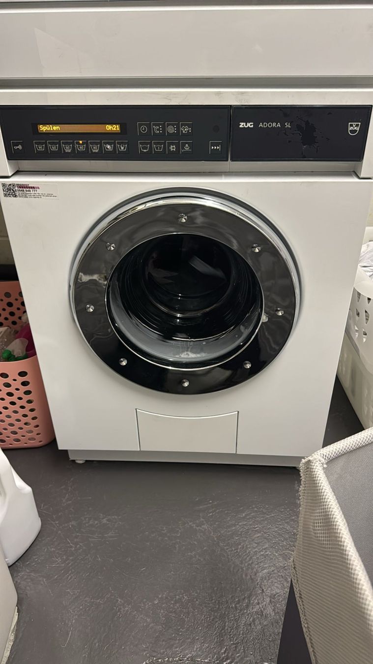 V ZUG Adora SL Waschmaschine WA-ASL, sofort verfügbar (Gebraucht) in Muttenz für CHF 250 – nur ...