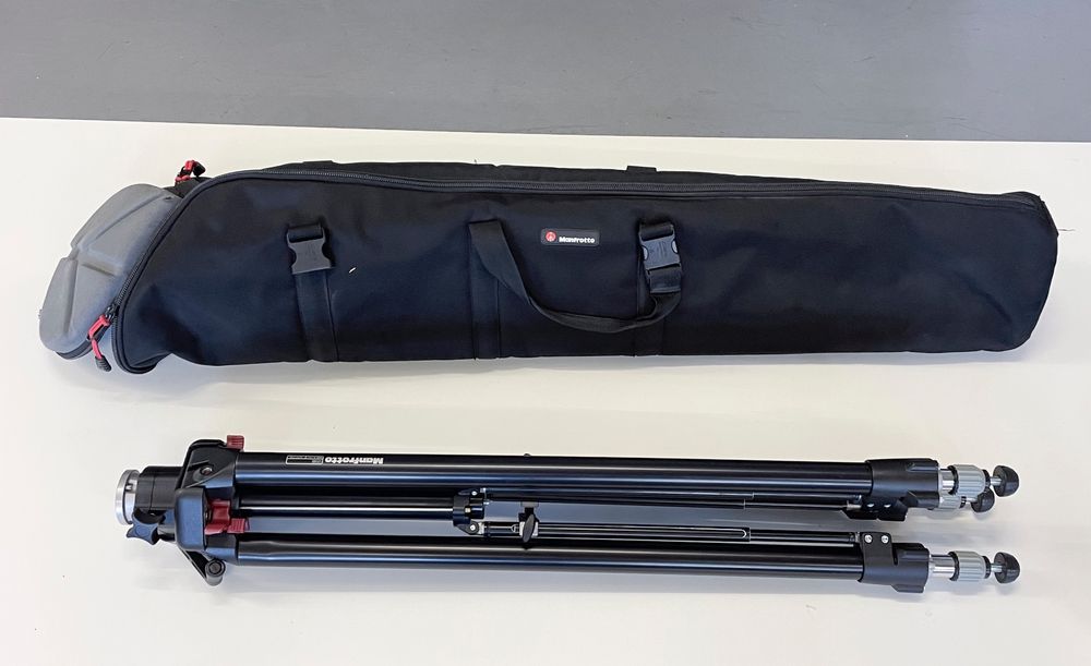 Manfrotto Kamerastativ gross (Gebraucht) in für CHF 155 – nur Abholung ...