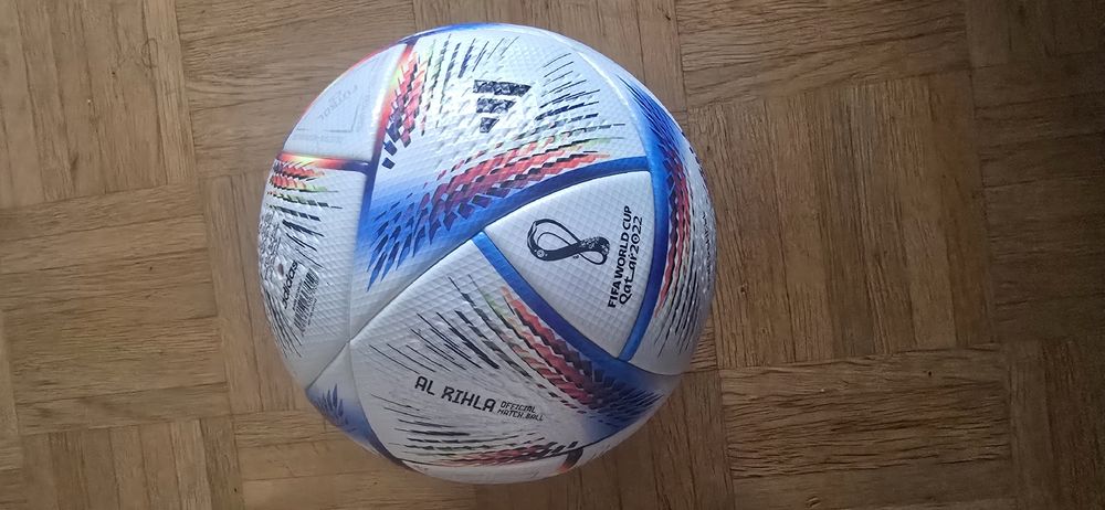 WM Ball Qatar 2022 (Neu (gemäss Beschreibung)) in Luzern für CHF 20 ...