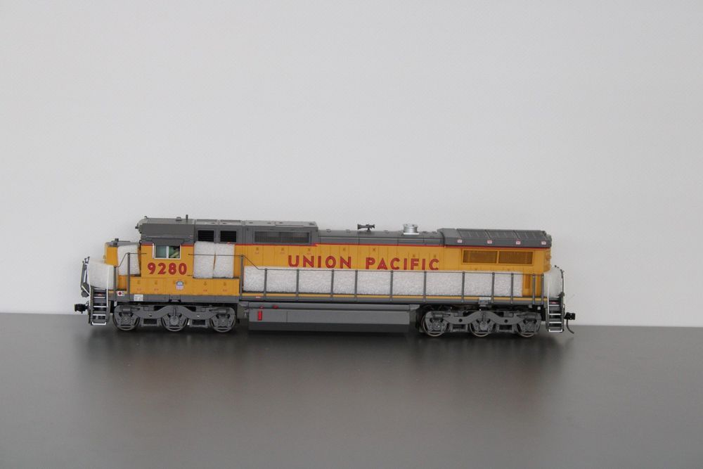 MTH 20-2950-2 Diesellokomotive Dash-8 Union Pacific, 2-Rail (Neu ...