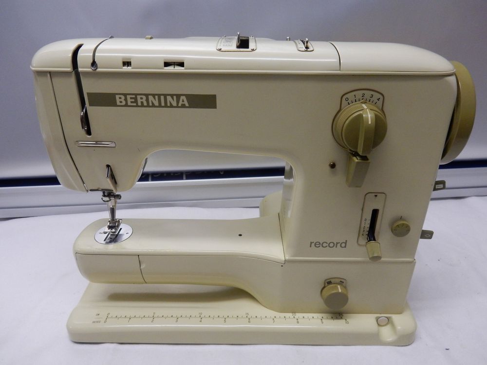 Bernina 730 **AB Fr. 1.00** Revidiert Ab Service 23023 | Kaufen auf Ricardo
