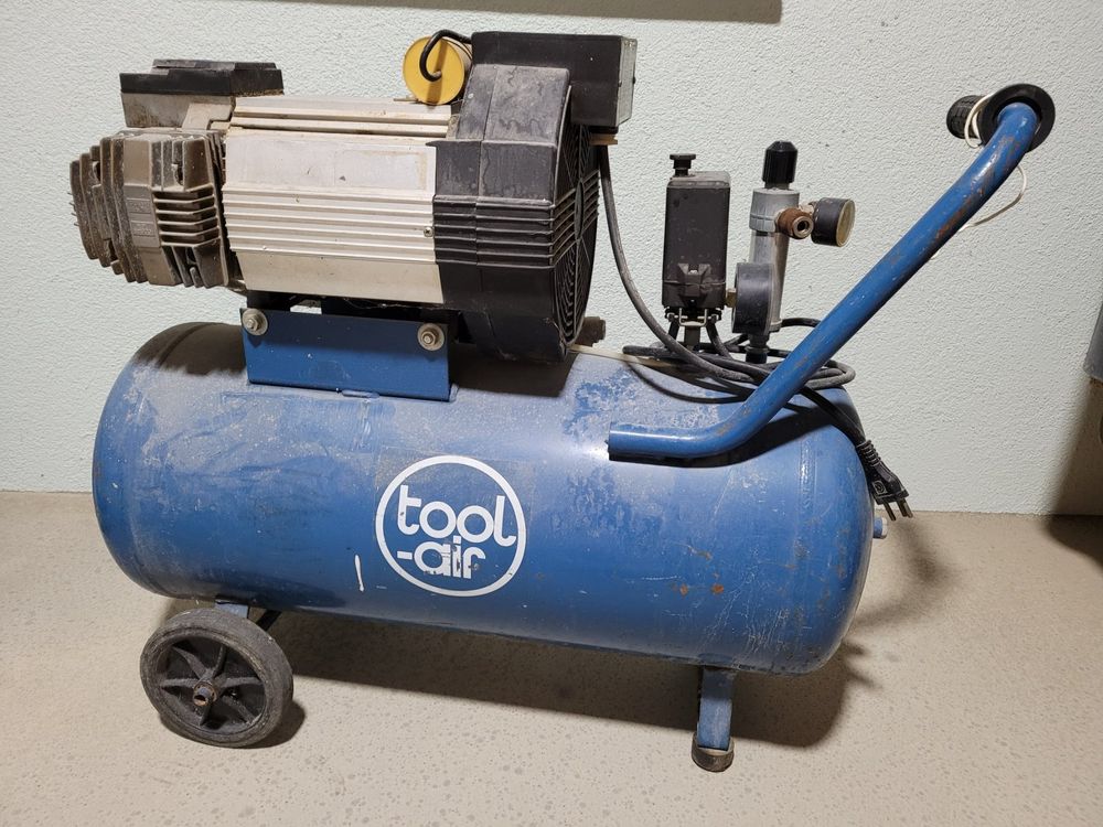Kompressor tool-air (Gebraucht) in Balsthal für CHF 105 – nur Abholung auf Ricardo kaufen