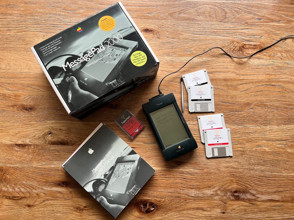 Apple Newton MessagePad 2000/2100 Rare, pour collection (D'occasion) à ...