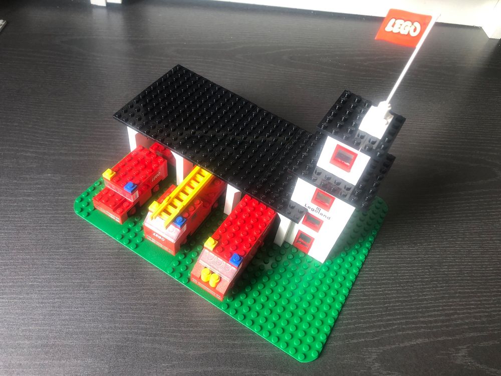 Lego 357-1 Caserne pompiers (Gebraucht) in Fribourg für CHF 30 – mit ...