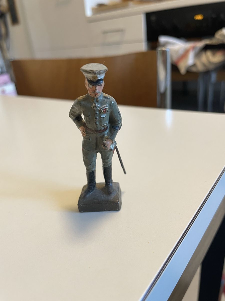 Linol General von Brauchitsch (Gebraucht) in Basel für CHF 35 – mit ...