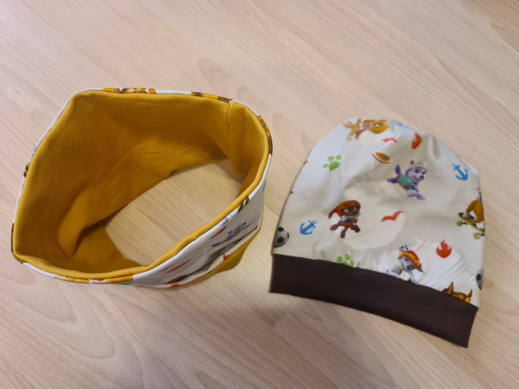 Paw-Patrol Kindermütze-Loop-Set "Handgemacht" (Neu (gemäss Beschreibung ...