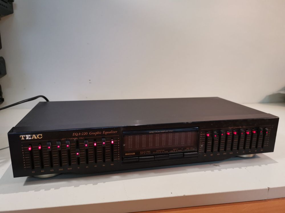 Teac Eqa-220 Graphic Equalizer (a74) (Gebraucht) in Künten für CHF 71 ...