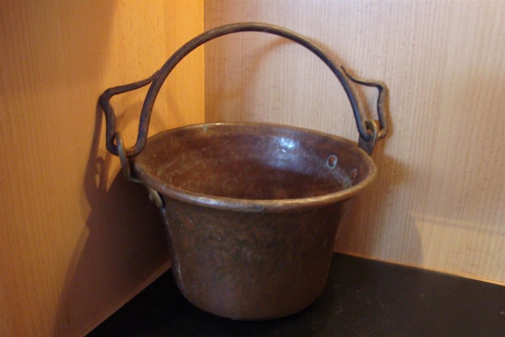Kupfertopf, geschmiedetem Henkel 2l (Antik) in Oberhofen TG für CHF 14.9 – mit Lieferung auf ...