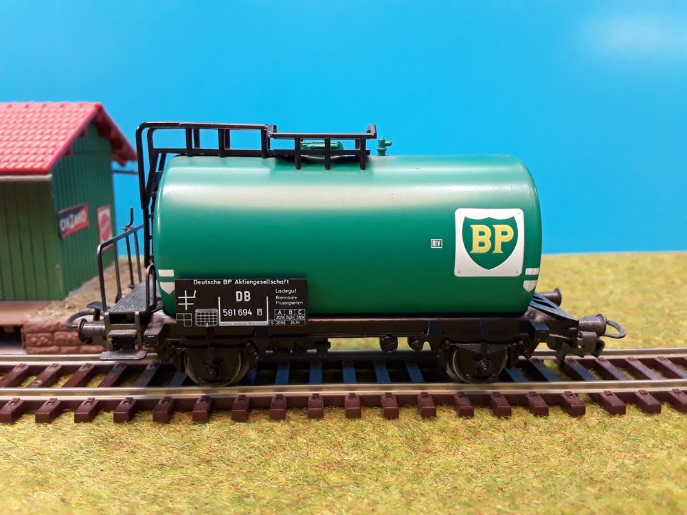 Modelleisenbahn _ Märklin 4644 _ BP Kesselwagen _ Spur H0 (Gebraucht) in Uerikon für CHF 14 ...