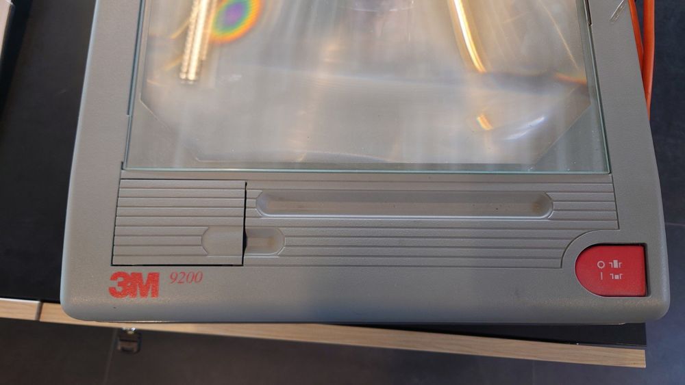 Hellraumprojektor 3M Model 9200 (Gebraucht) in Lyss für CHF 5 – nur ...