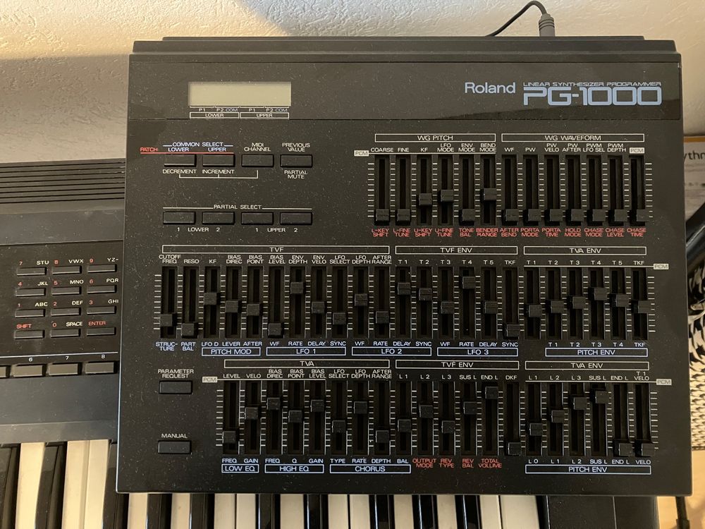 Roland D50 + PG1000 + carte mémoire HCard-750 (Hypersynth) | Kaufen auf ...