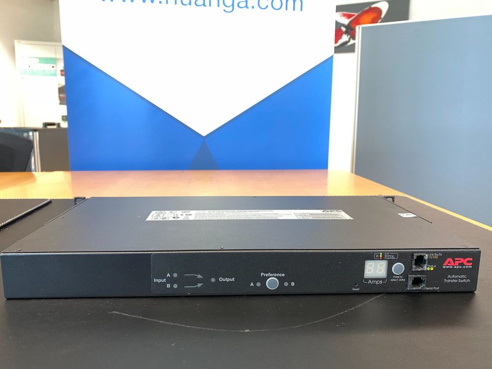 APC AP7723 Rack Power Distribution Unit (PDU) – 1HE – 230V, (Gebraucht) in Opfikon für CHF 100 ...