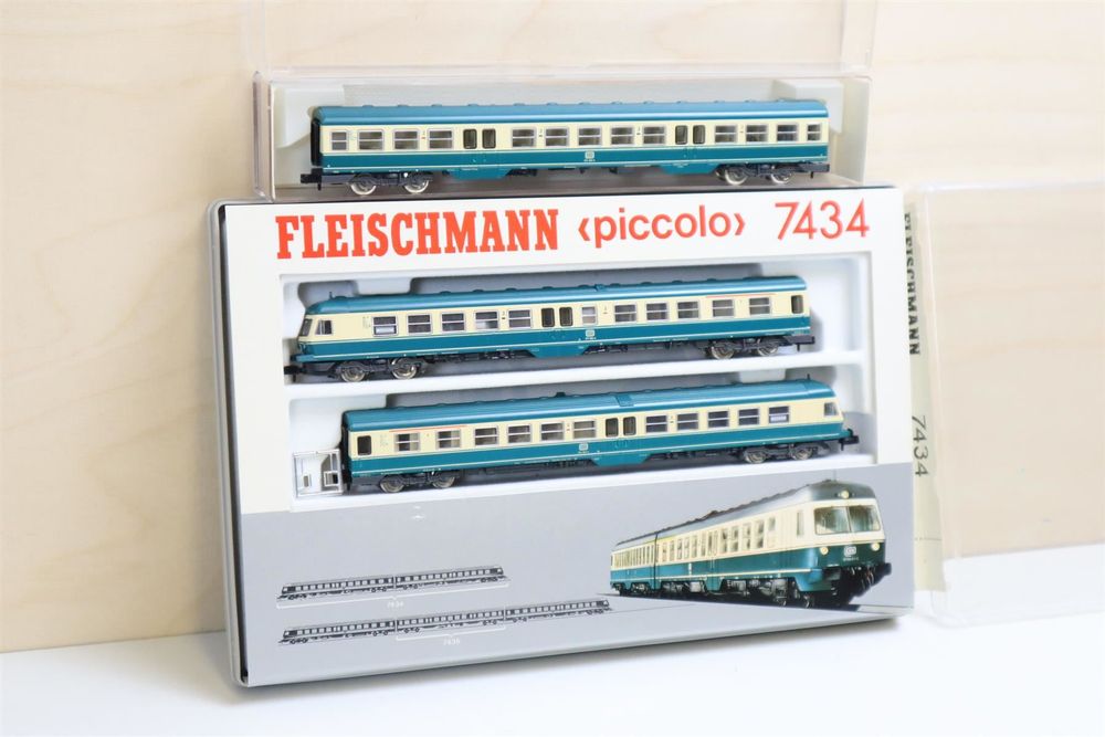 Fleischmann Dieseltriebwagen 7434 / 7436 (Gebraucht) in Winterthur für ...
