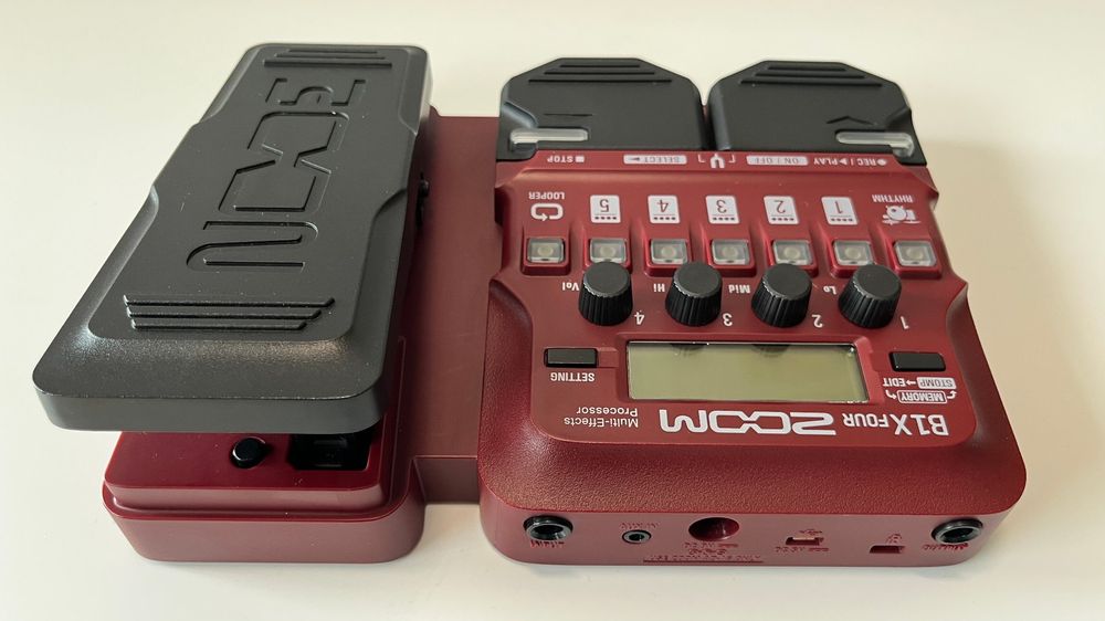 Zoom B1X Four · Multieffektgerät E-Bass / wie neu (Gebraucht) in Wauwil ...