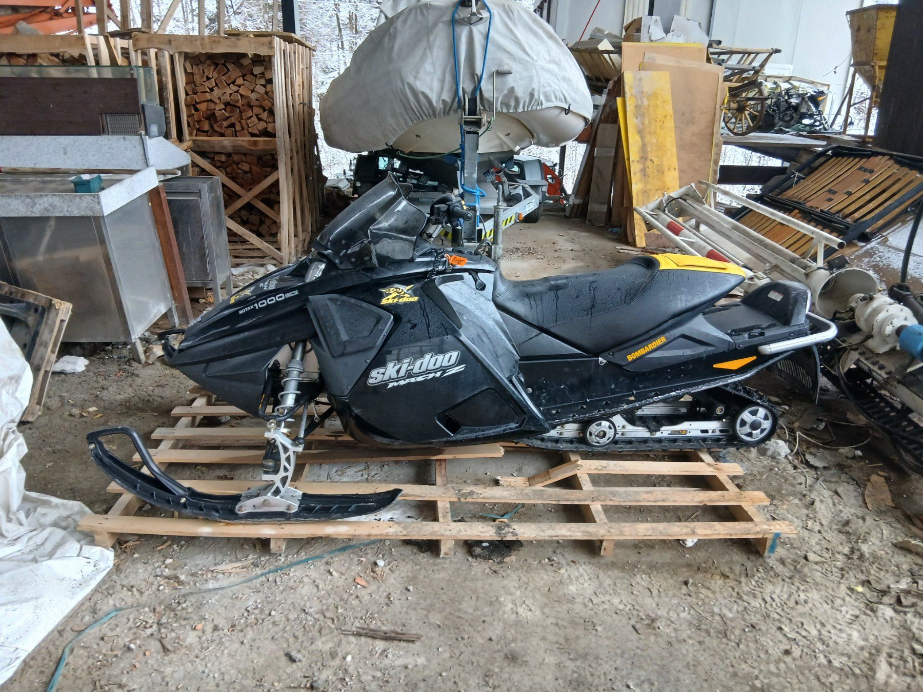 Schneetöff ski -doo mach z 1000 2 t (Gebraucht) in Castasegna für CHF ...