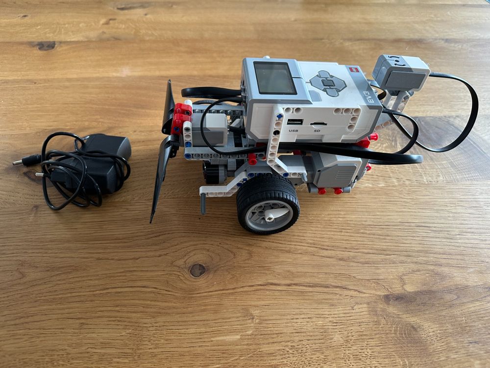 Lego Mindstorm EV3 - Set 45544 & 45560 in Sammlerboxen (Neu (gemäss ...