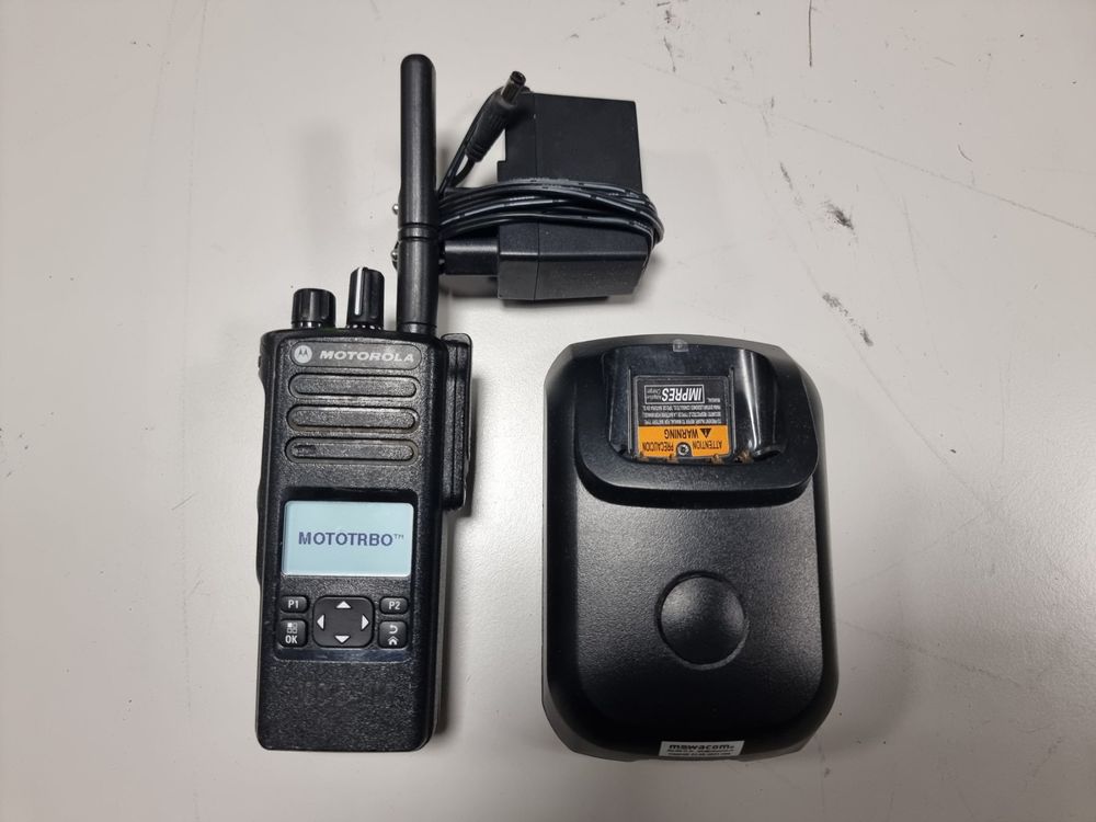 Motorola DP4600 DMR Digital & Analog UHF *SET 03* (Gebraucht) in ...