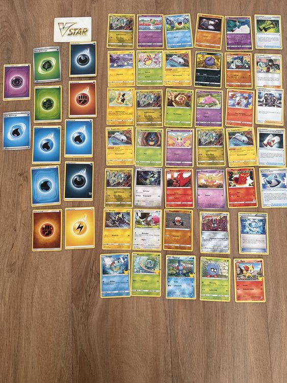🌟 Pokémon-Karten vom Sohn, weiss nicht ob echt oder fake 🌟 (Gebraucht ...
